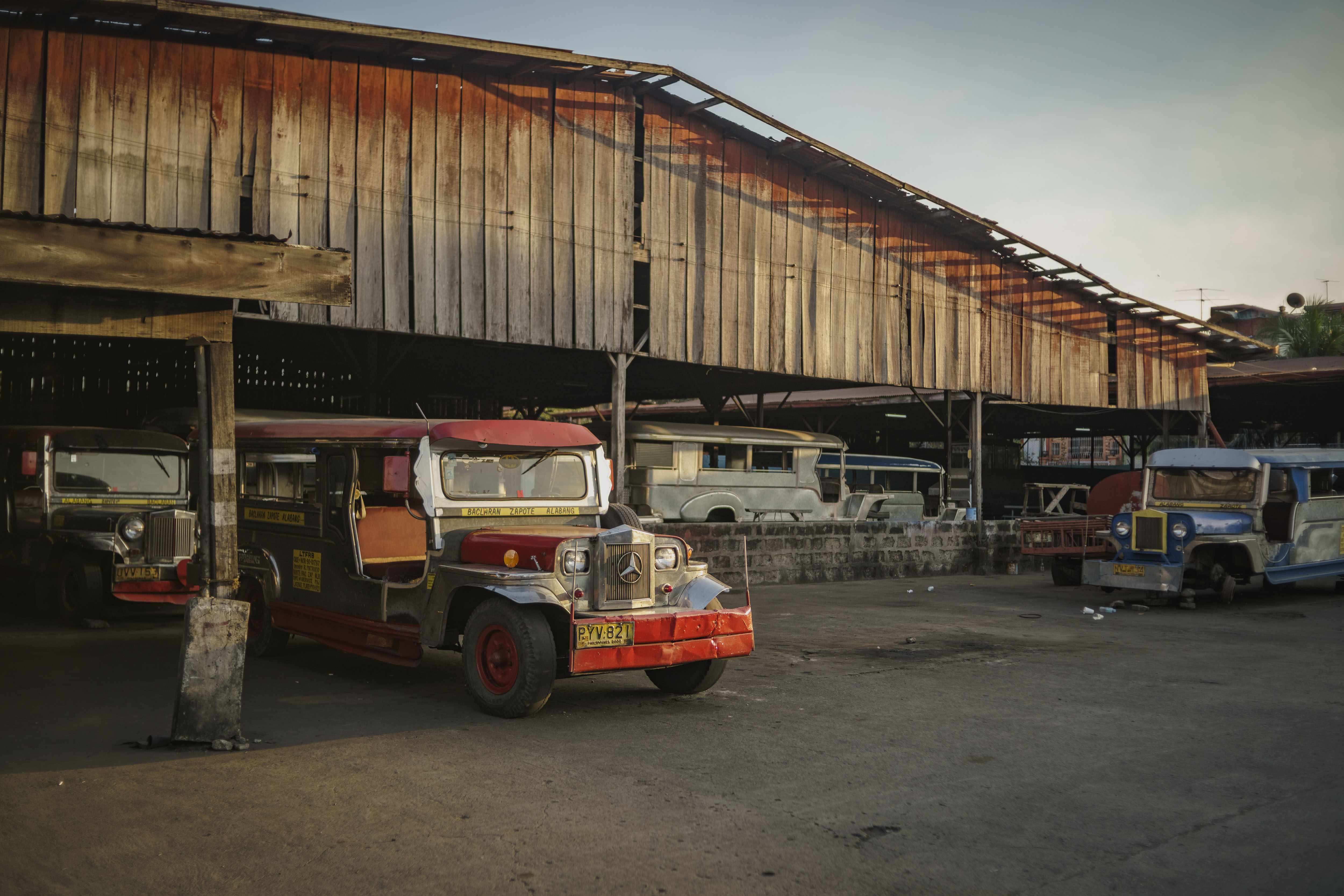 Dethroning the king of Philippine roads